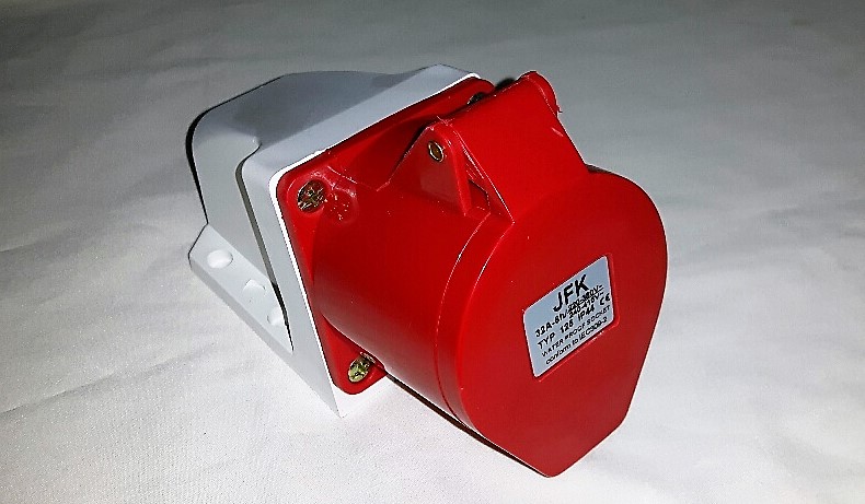 32 Amp 5 Pin 415 Volt Wall Socket - JFK Electrical